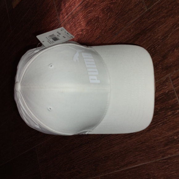 Puma | Accessories | Puma Reflex Flex Fit Cap White Lxl | Poshmark